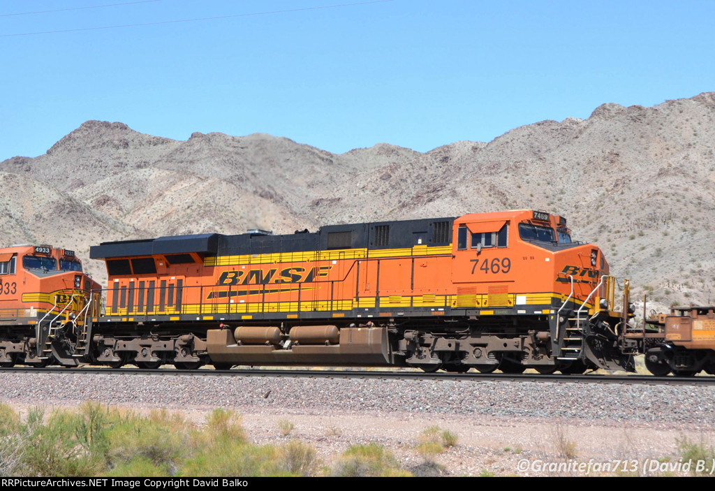 BNSF 7469